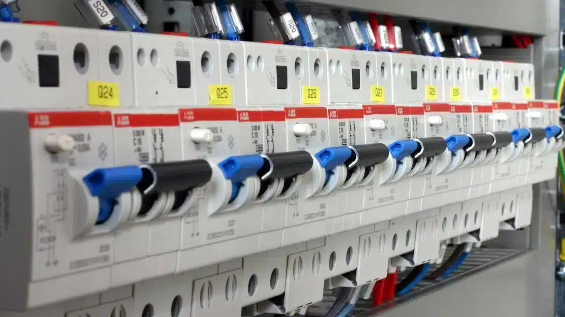 6 - Protection against electric shock