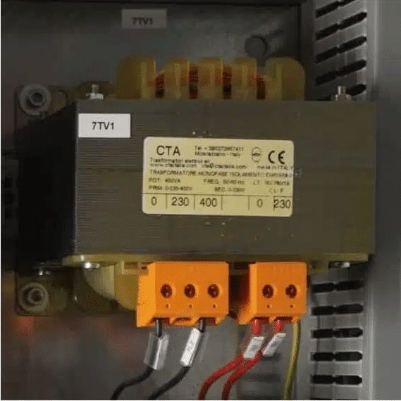 What colour is the neutral conductor according to EN 60204-1?